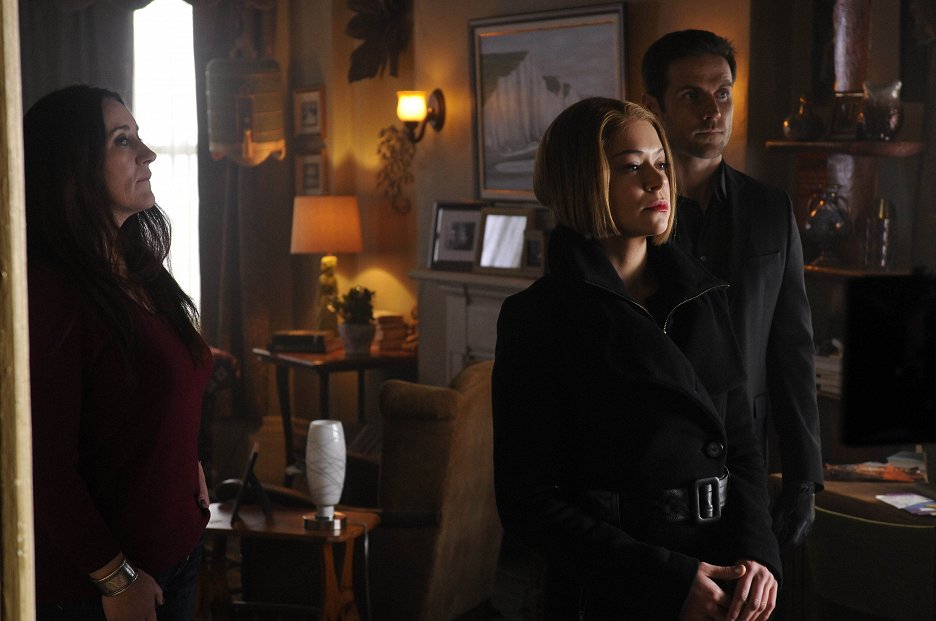 Orphan Black - Knowledge of Causes, and Secret Motion of Things (S02E07 ...