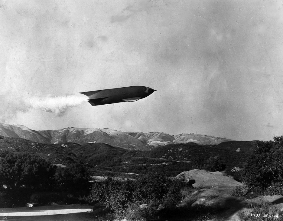 Radar Men From the Moon (1952) | ČSFD.cz