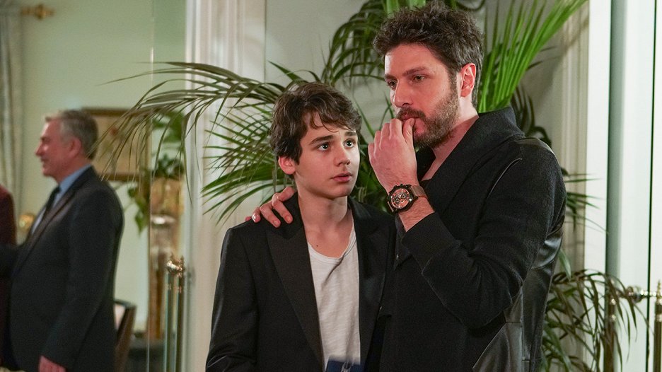 Yasak Elma - Episode 2 (S01E02) (2018) | ČSFD.cz