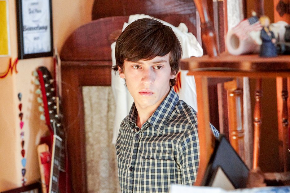 Tara a její svět - Train Wreck (S03E10) (2011) | ČSFD.cz