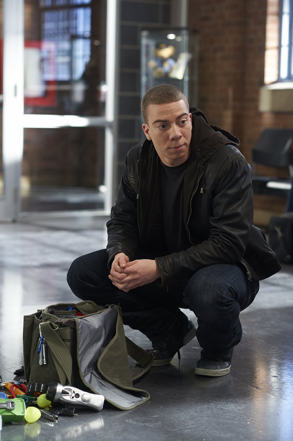 Rookie Blue - Všechno jen podle ní (S05E02) (2014) | ČSFD.cz
