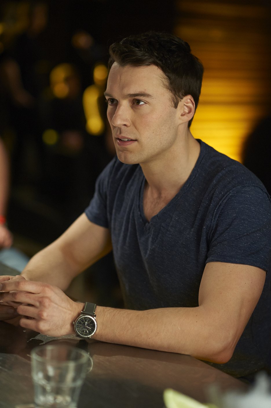 Rookie Blue - V přestrojení (S05E05) (2014) | ČSFD.cz