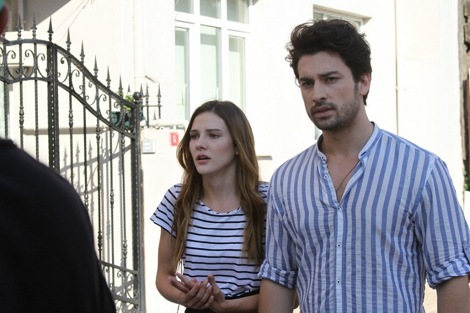 Alp Navruz | ČSFD.cz