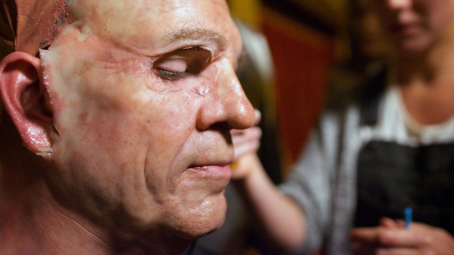 Chris van Tulleken | Facts | ČSFD.cz