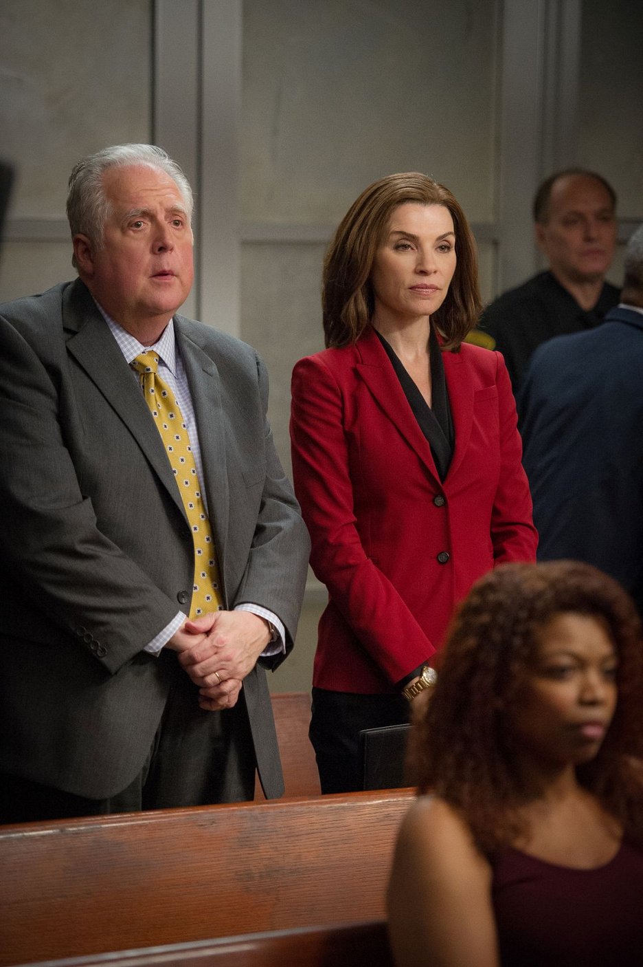 Dobrá manželka - Trestní řízení (S07E01) (2015) | ČSFD.cz