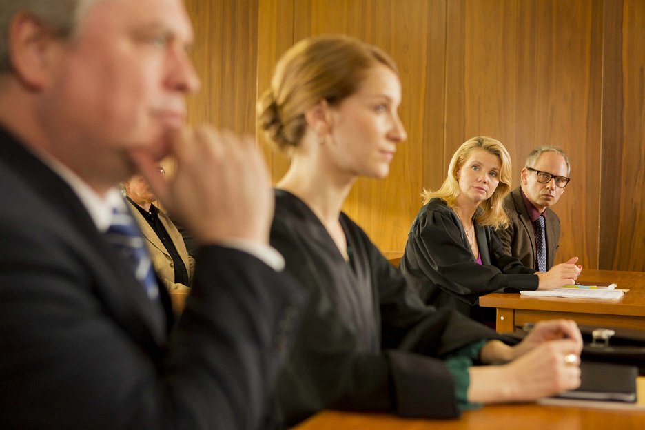 Danni Lowinski - Alles Plastik (S04E07) (2013) | ČSFD.cz