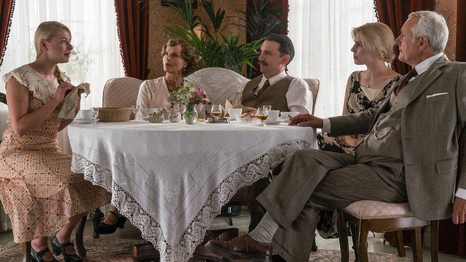 Anne Bergfeld | ČSFD.cz