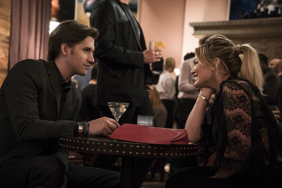 Znovu 20 - Jak se zbavit Jade (S02E06) (2016) | ČSFD.sk