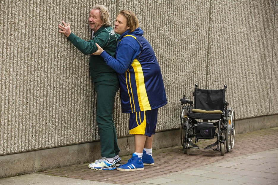 Danni Lowinski - Wünsche werden wahr (S05E13) (2014) | ČSFD.cz