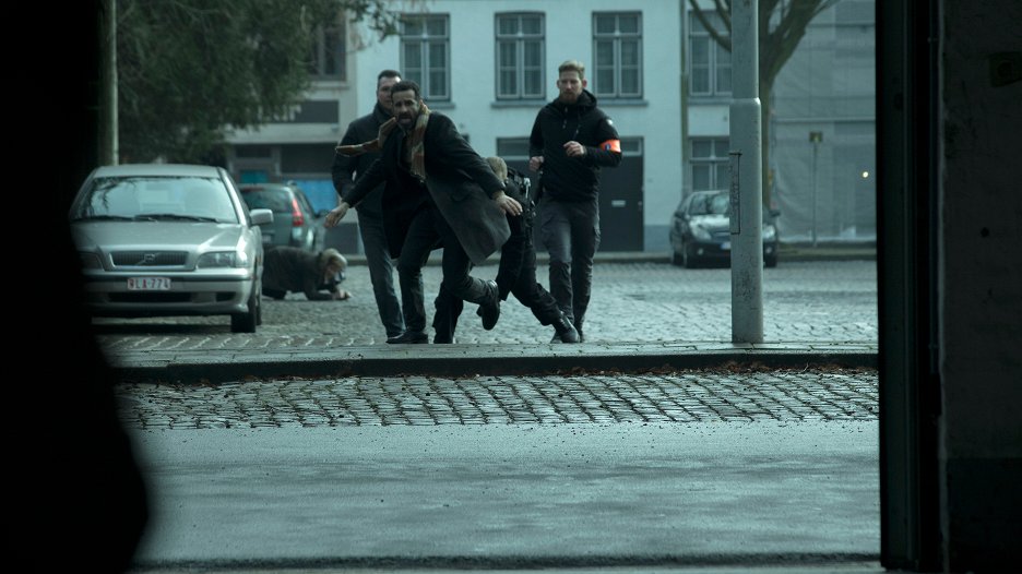 De Dag - Chapter One, Inside (E02) (2018) | ČSFD.cz