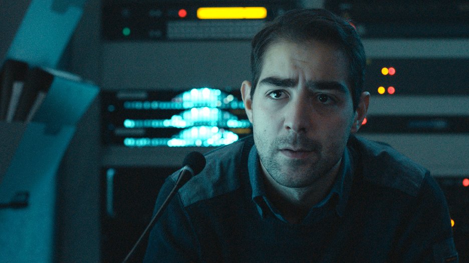 De Dag - Chapter Two, Outside (E03) (2018) | ČSFD.cz