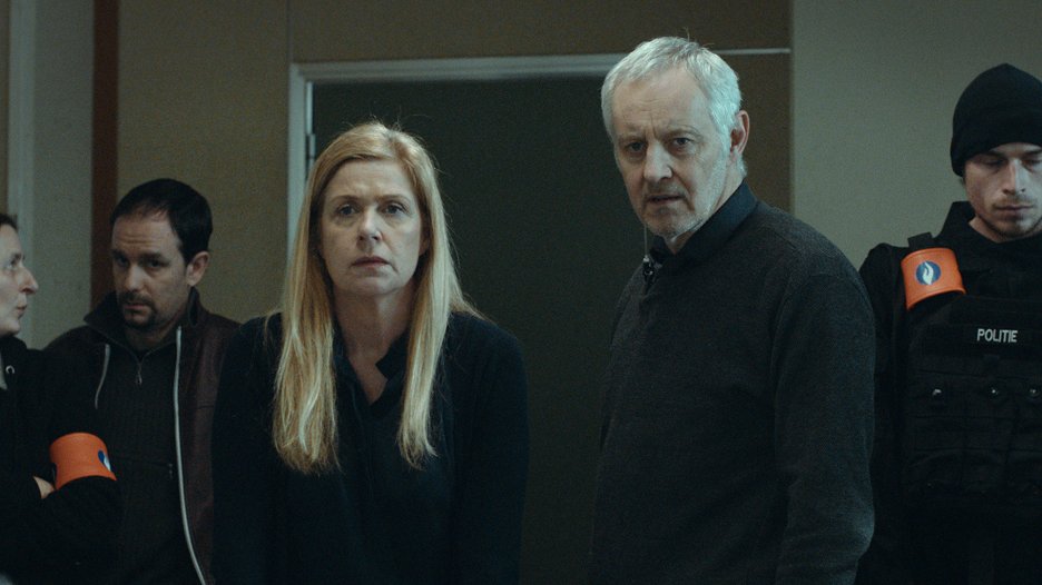 De Dag - Chapter Three, Outside (E05) (2018) | ČSFD.cz