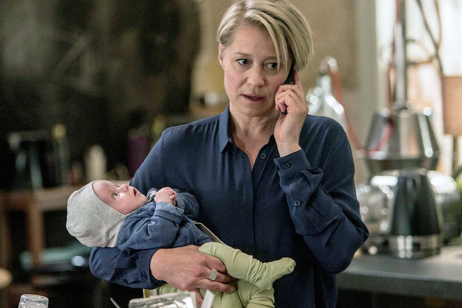 Dědictví - Epizoda 2 (S02E02) (2015) | Galerie - Z epizody | ČSFD.cz