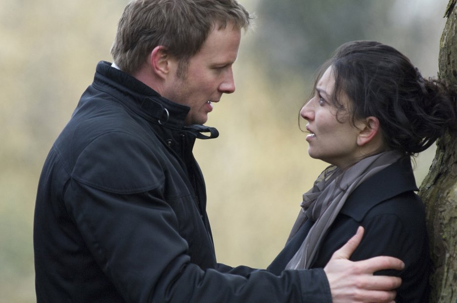 MI5 - The Extremist (S06E04) (2007) | ČSFD.cz