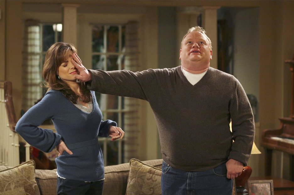 According to Jim - Ruby's First Date (S07E06) (2008) | ČSFD.cz