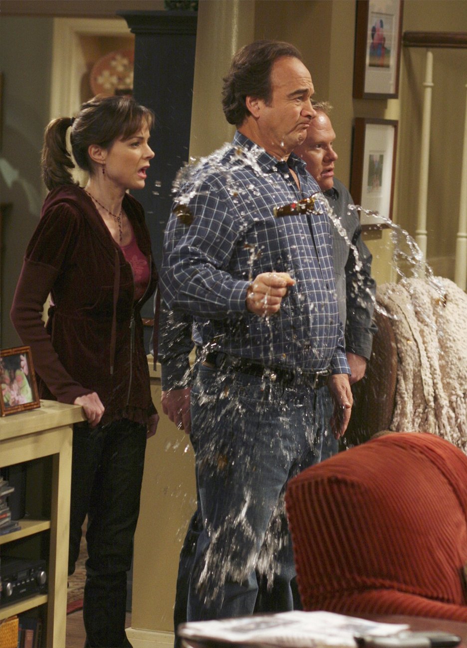 According to Jim - Ruby's First Date (S07E06) (2008) | ČSFD.cz