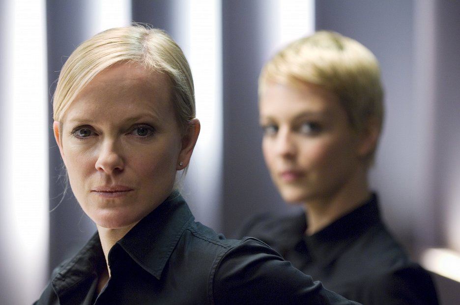 MI5 - Split Loyalties (S07E02) (2008) | ČSFD.cz