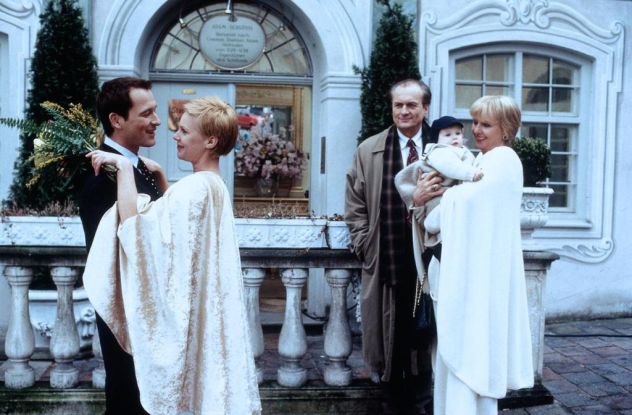 Hotel Mama - Die Rückkehr der Kinder (1997) | ČSFD.cz