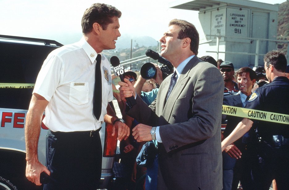 Pobřežní hlídka - Pohřešovaná (S08E10) (1997) | ČSFD.cz