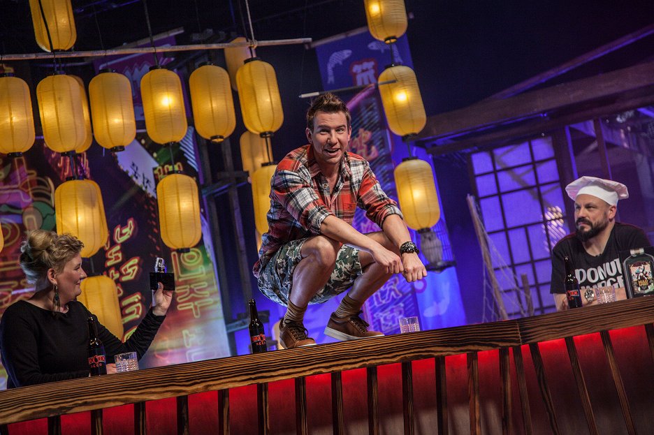 Mad Cook Show - Erityisruokavaliot ja dieetit (S02E01) (2018) | ČSFD.cz