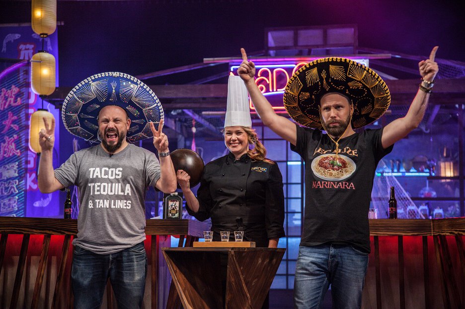 Mad Cook Show - Fiesta eli maailmanlopun bileet (S02E05) (2018) | ČSFD.cz