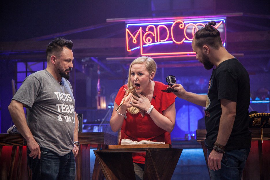 Mad Cook Show - Fiesta eli maailmanlopun bileet (S02E05) (2018) | ČSFD.cz