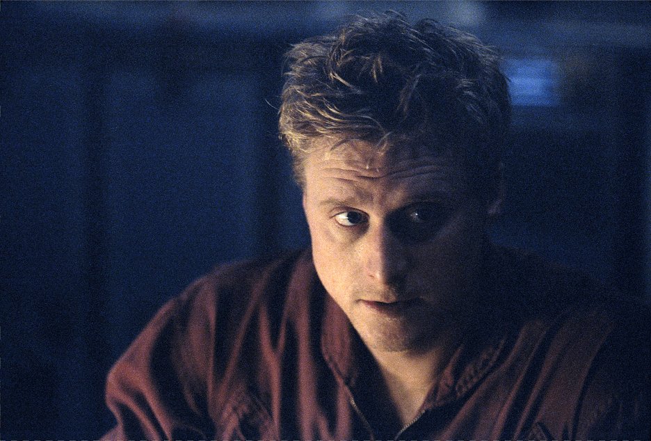 Firefly - Past (E11) (2003) | ČSFD.cz