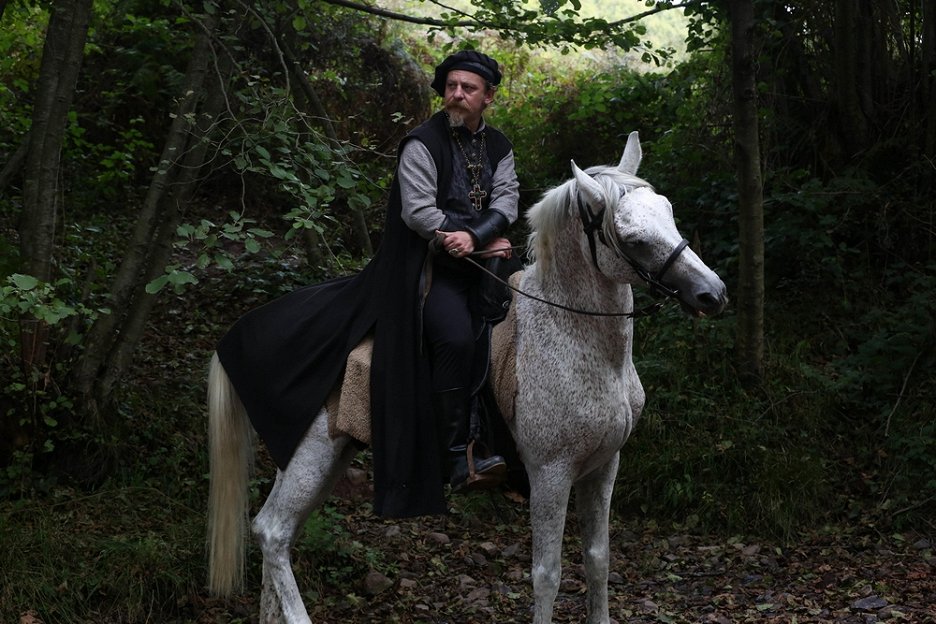 Diriliş: Ertuğrul - Beceriksiz Bey (S04E03) (2017) | ČSFD.cz