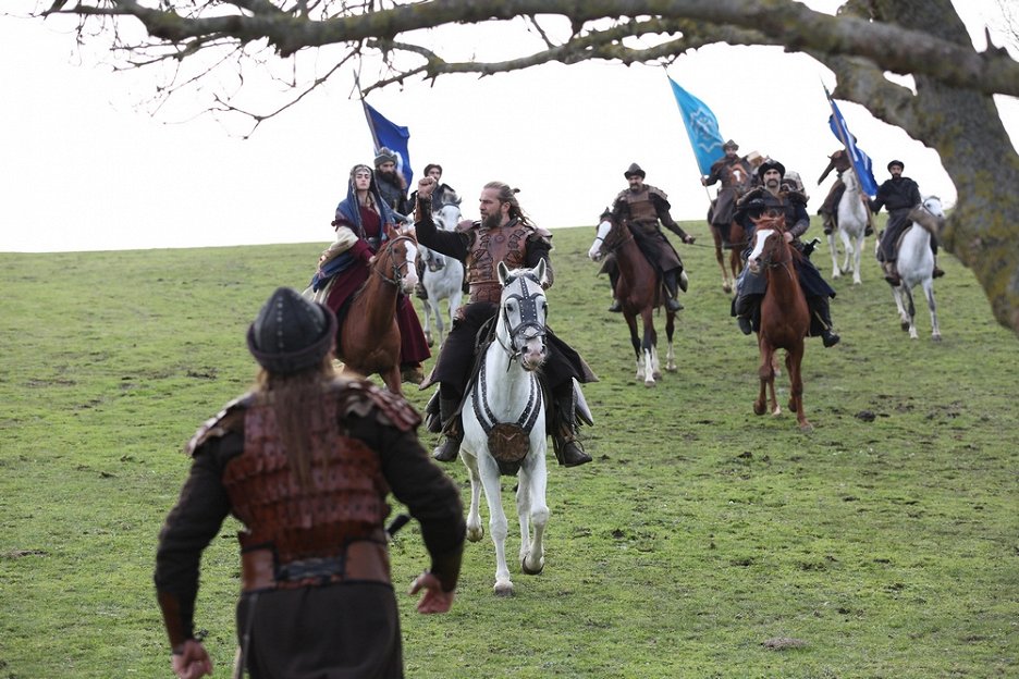 Diriliş: Ertuğrul - Zalim Köpek (S04E15) (2018) | ČSFD.cz