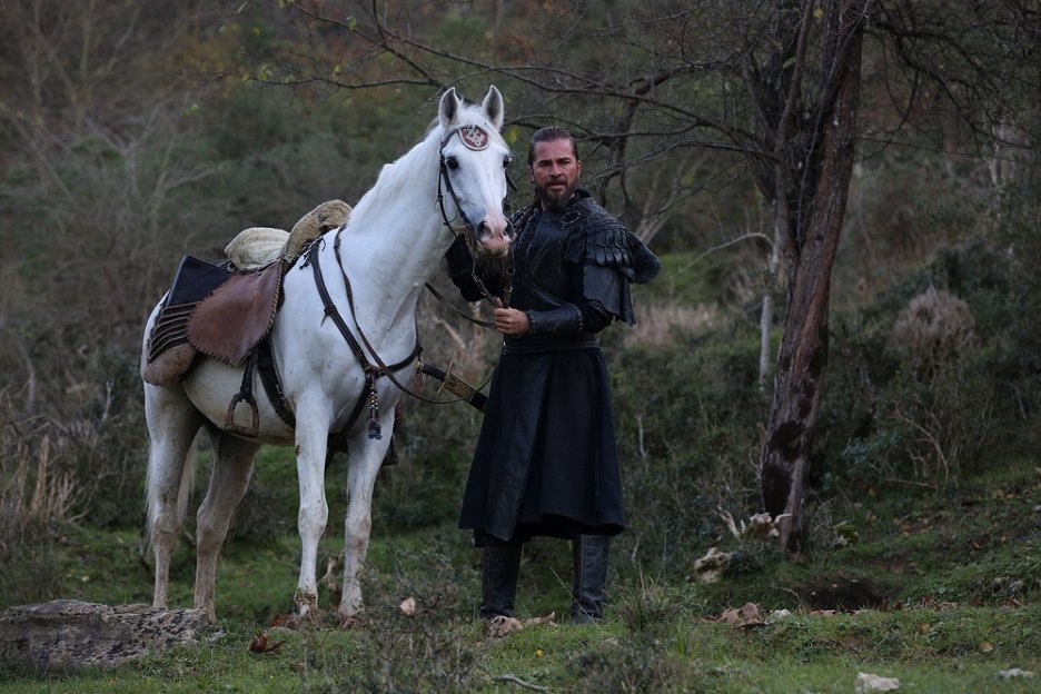 Diriliş: Ertuğrul - Birlik Vakti (S03E06) (2016) | ČSFD.cz