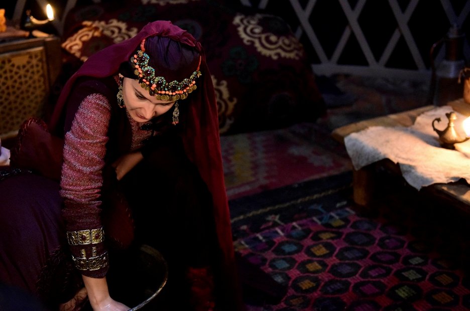 Diriliş: Ertuğrul - İyi (S03E23) (2017) | ČSFD.cz