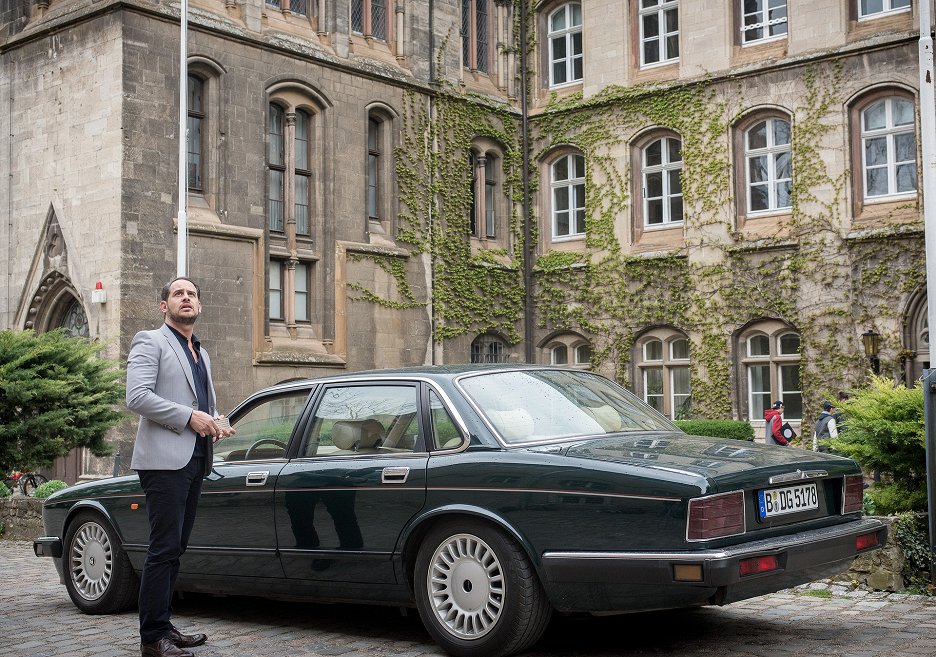 Schuld nach Ferdinand von Schirach - Die Illuminaten (S01E04) (2015 ...