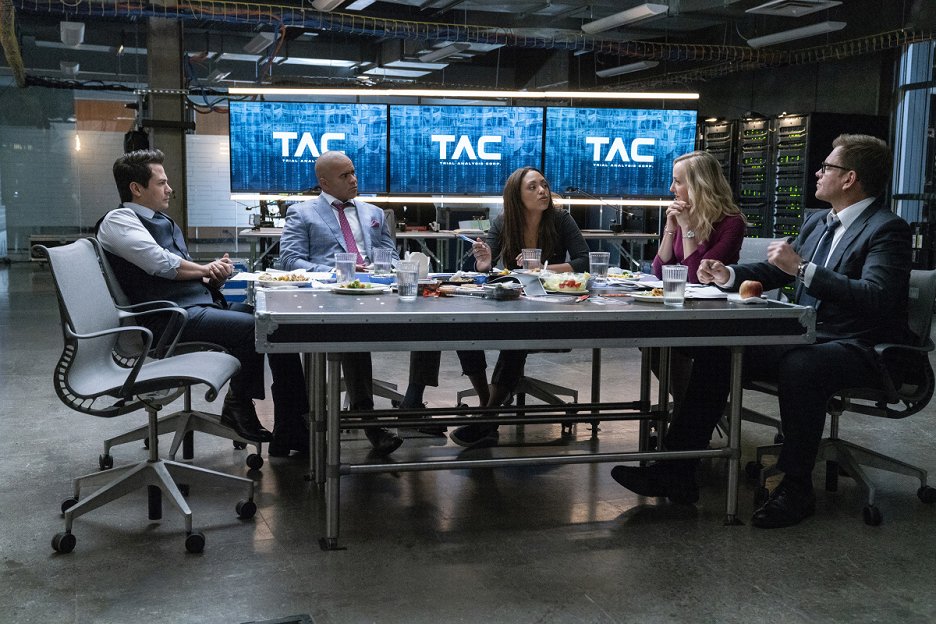 Bull - Justice for Cable (S03E04) (2018) | ČSFD.cz