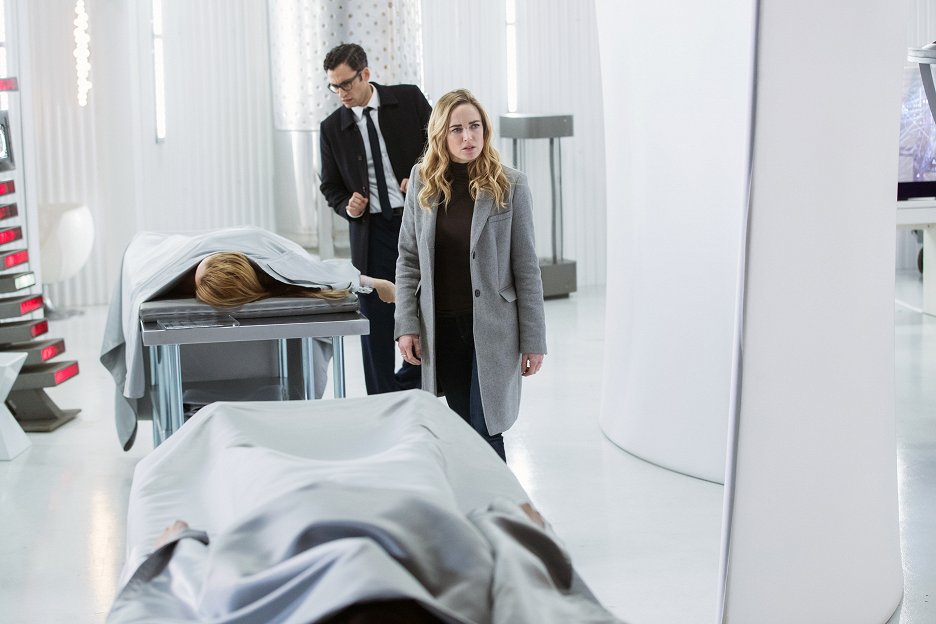 DCs Legends of Tomorrow - I, Ava (S03E16) (2018) | ČSFD.cz