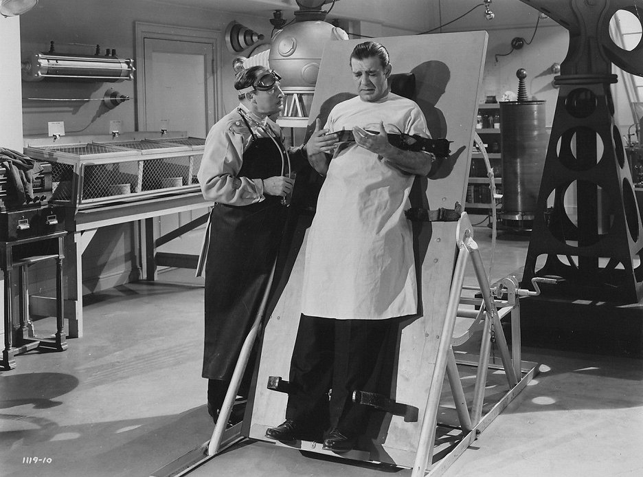 Man Made Monster (1941) | ČSFD.cz