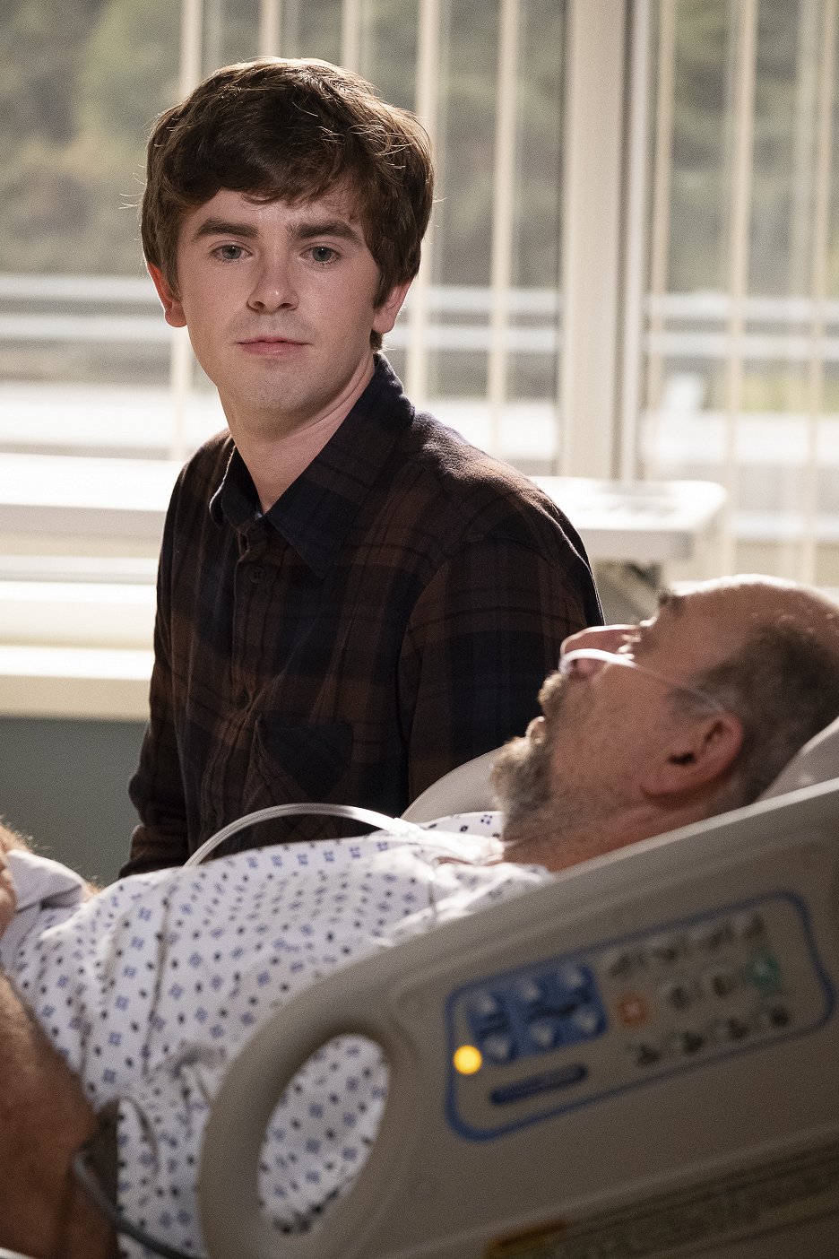 Dobrý doktor - 36 hodin (S02E03) (2018) | ČSFD.cz