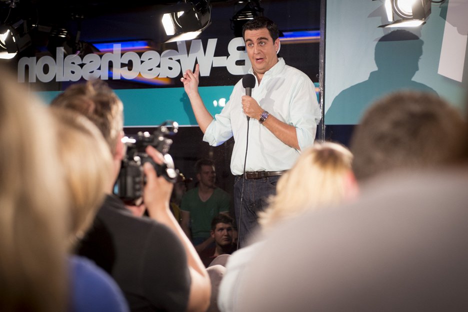 Pastewka - Der Standup (S07E07) (2015) | ČSFD.cz