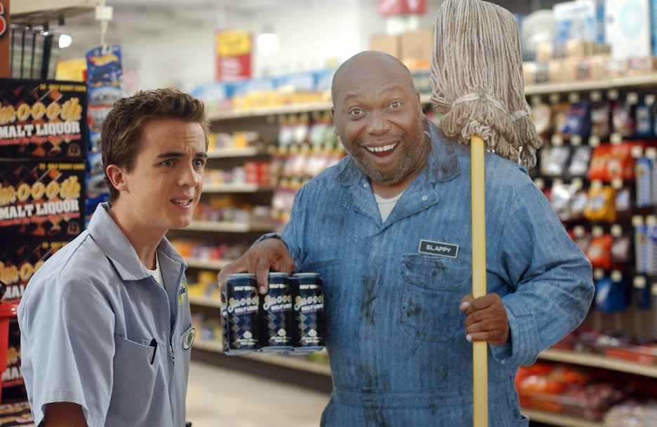 Malcolm v nesnázích - Standee (S06E03) (2004) | ČSFD.cz