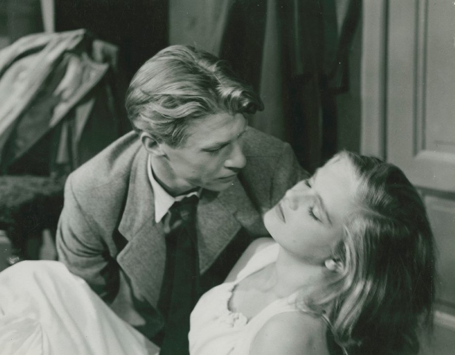 När ungdomen vaknar (1943) | ČSFD.cz