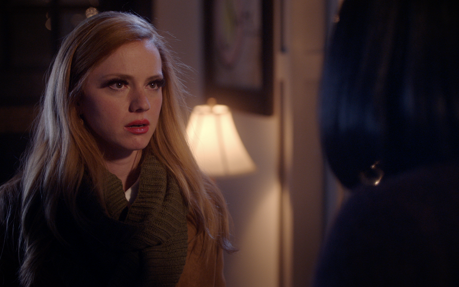 Mia Topalian | Galerie - Z filmu | ČSFD.cz