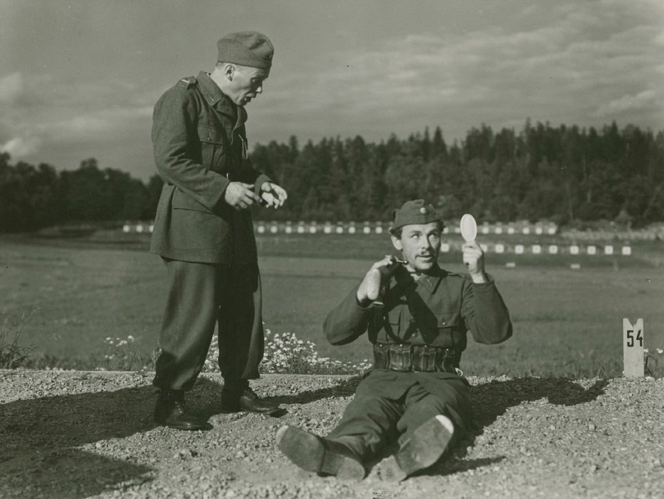 Soldat Bom (1948) | ČSFD.cz