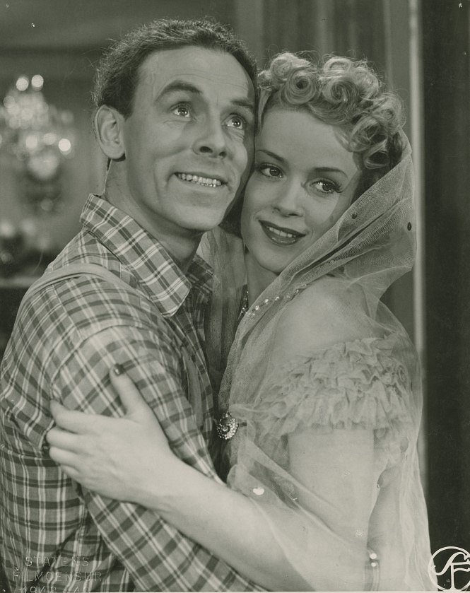 Stackars lilla Sven (1947) | ČSFD.cz