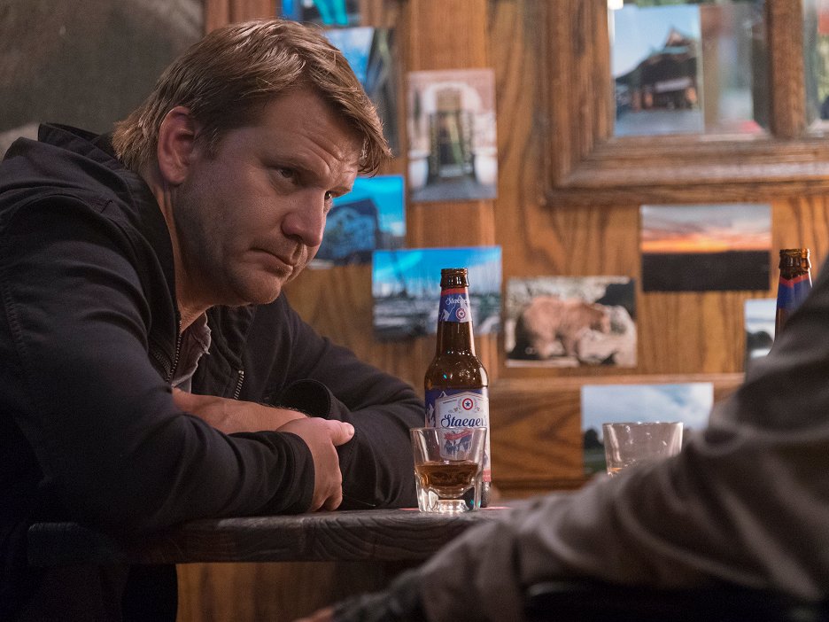 Ray Donovan - The 1-3-2 (S06E07) (2018) | ČSFD.sk