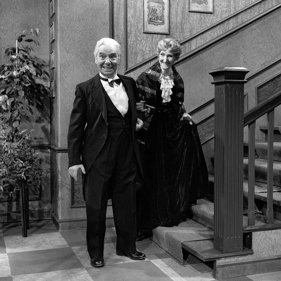 Glückwunsch, Miss Sophie - die Geschichte von Dinner for One (2013 ...