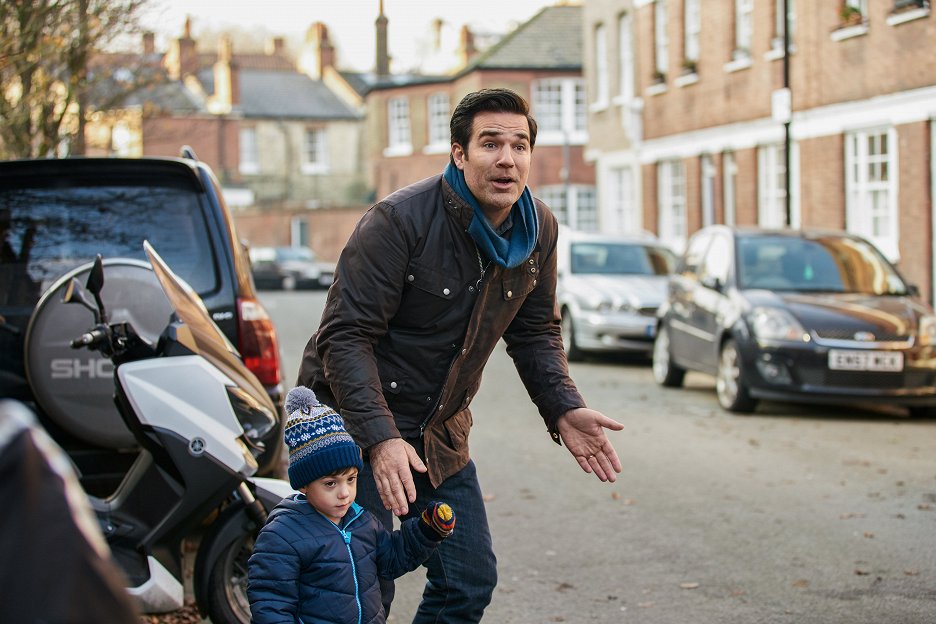 Catastrophe - Episode 2 (S03E02) (2017) | ČSFD.cz