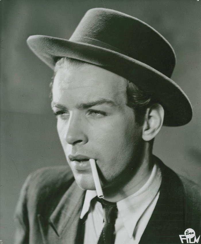 En fånge har rymt (1943) | ČSFD.cz
