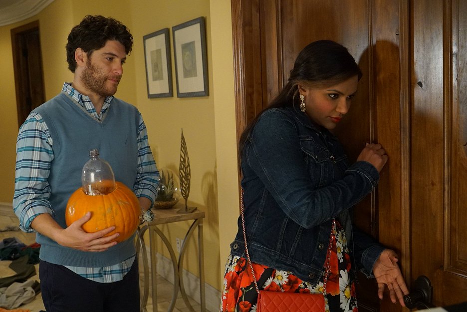 The Mindy Project - Under the Texan Sun (S04E21) (2016) | Creators ...