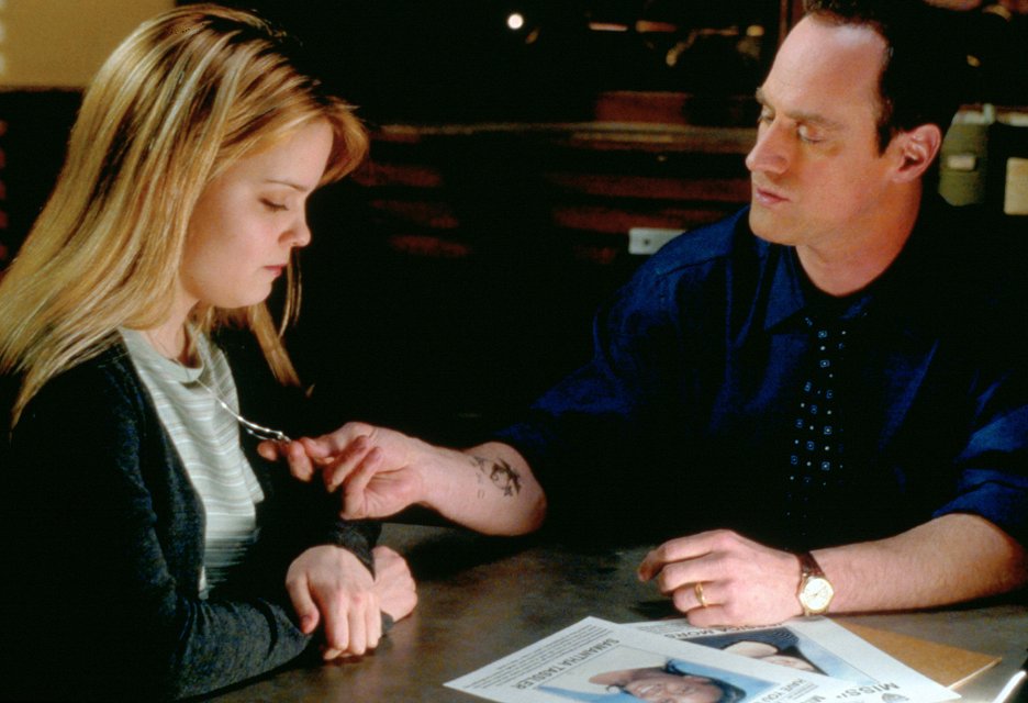 Zákon a pořádek: Útvar pro zvláštní oběti - Perfektní (S04E24) (2003 ...