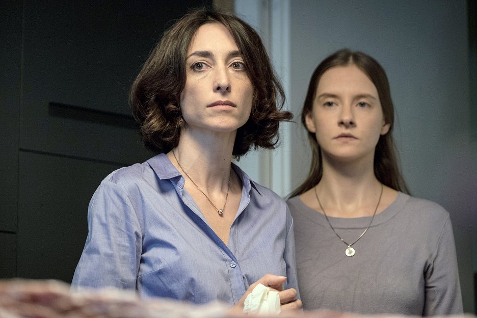 Il Miracolo - Tous, sauf Lazare (E02) (2018) | ČSFD.cz