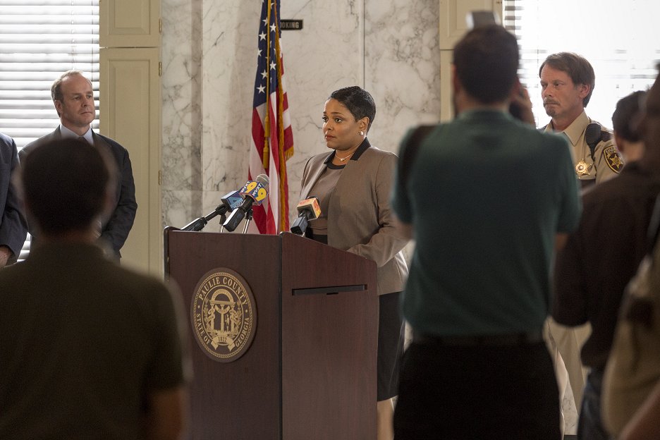 Rectify - All I'm Sayin' (S04E08) (2016) | ČSFD.cz